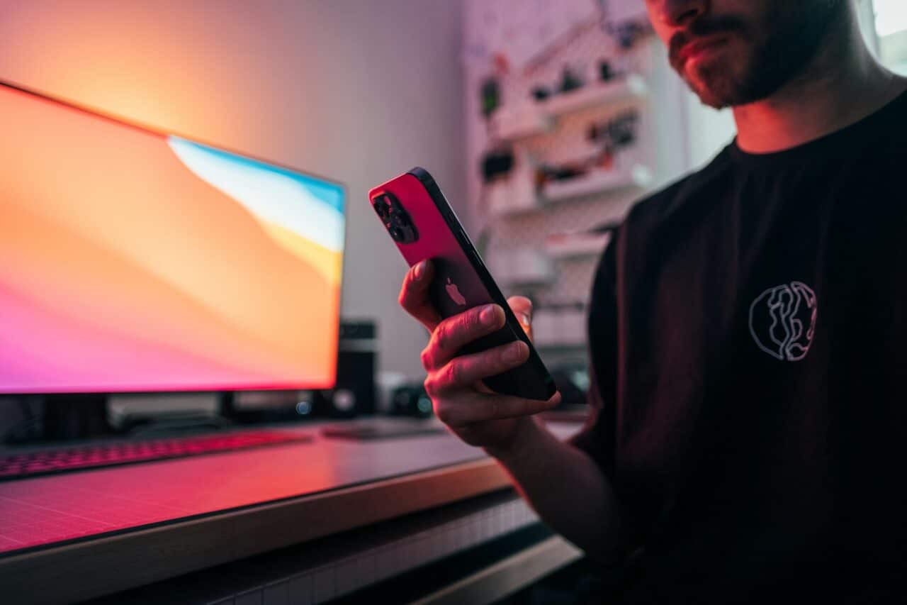 How to Stop Smartphone Addiction | Steve Rose, PhD